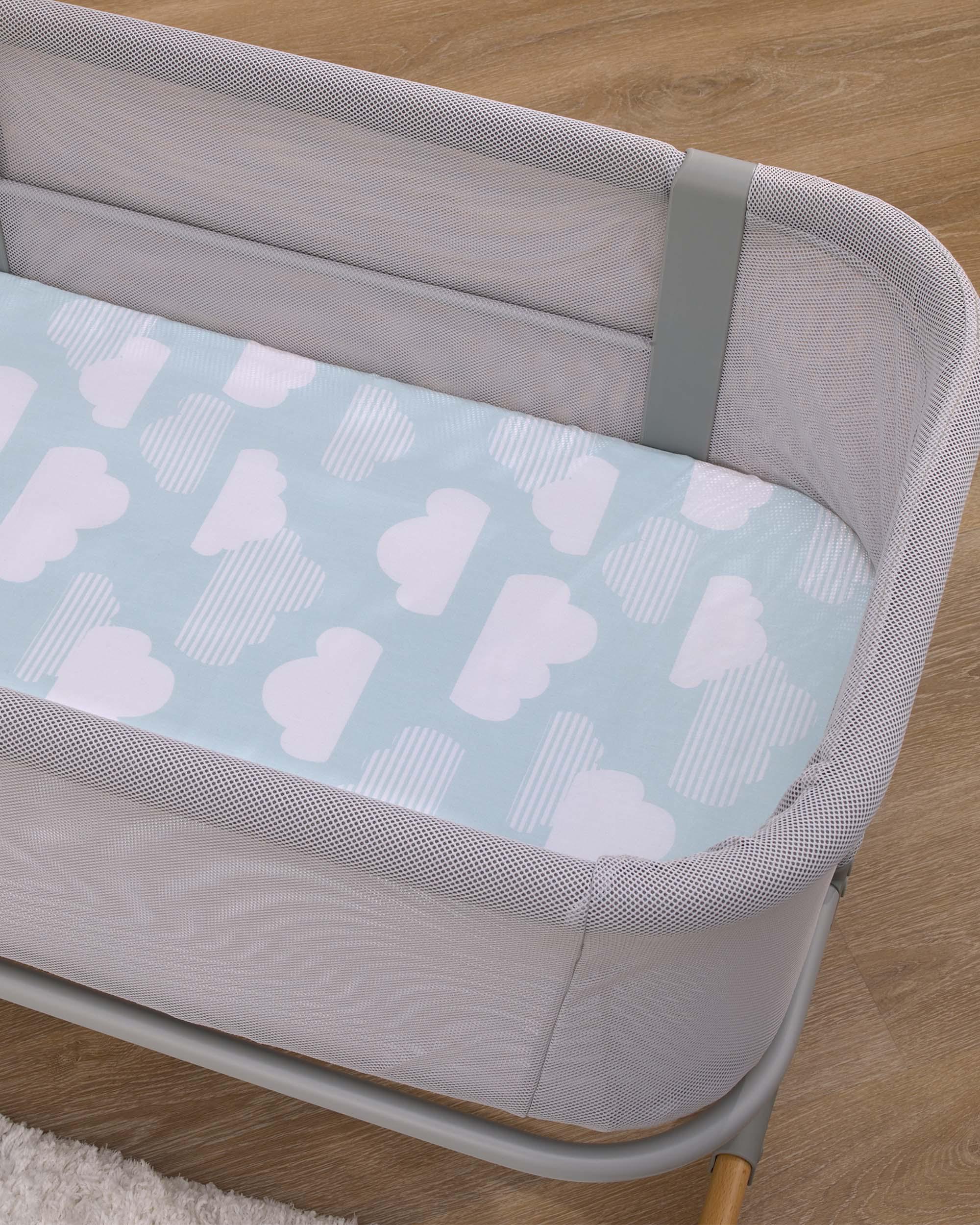 Blue & White Clouds Skip Hop Cozy-Up 2-in-1 Bedside Sleeper 100% Cotton ...